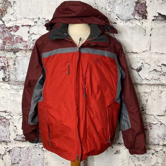 Nike ACG | Jackets & Coats | Mens Nike Acg Fitstorm Outer Layer Jacket ...